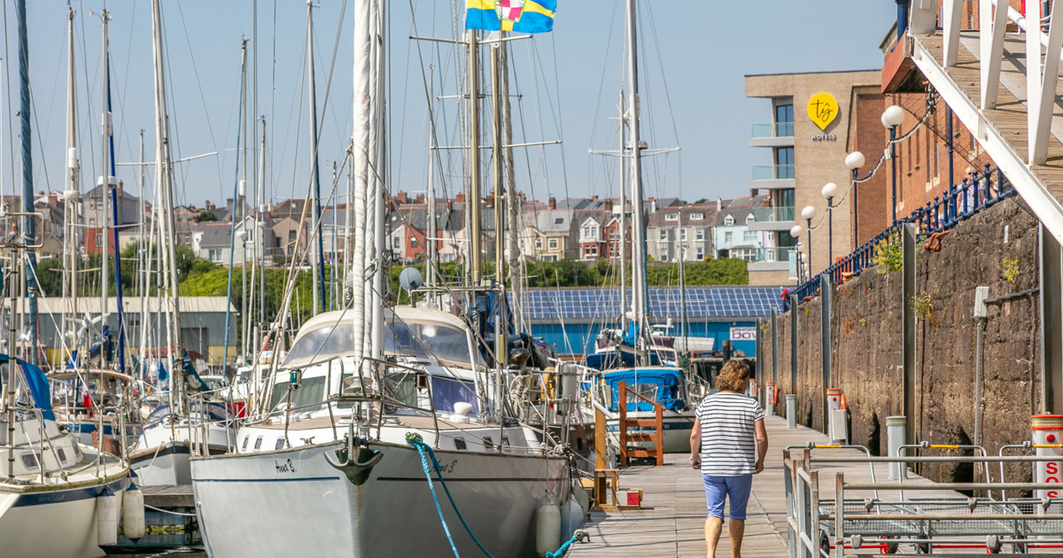 Berth Holder Lounge House Rules